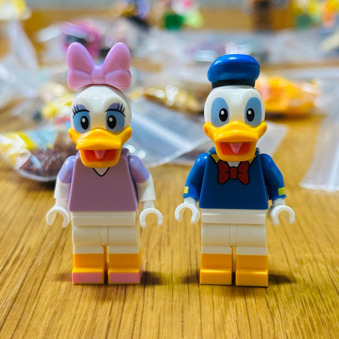 Lego Donald and Daisy Duck 71012 Disney Collectible Minifigure, Hobbies ...