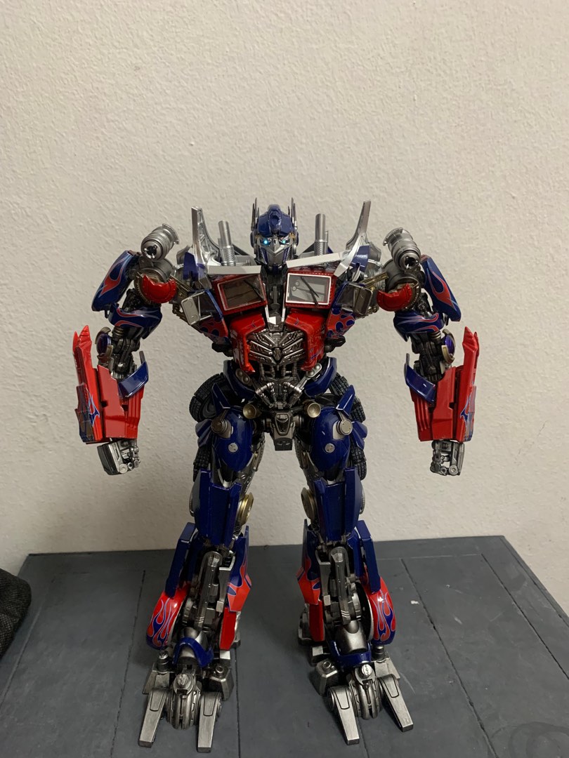 MC003F Transformers Optimus Prime not dlx with custom kit and ...
