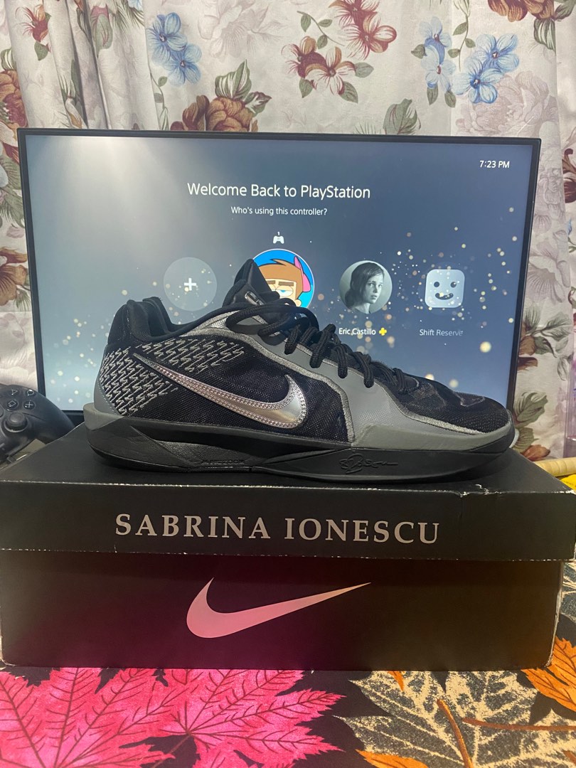SABRINA 2 MIRRORED, Men's Fashion, Footwear, Sneakers on Carousell