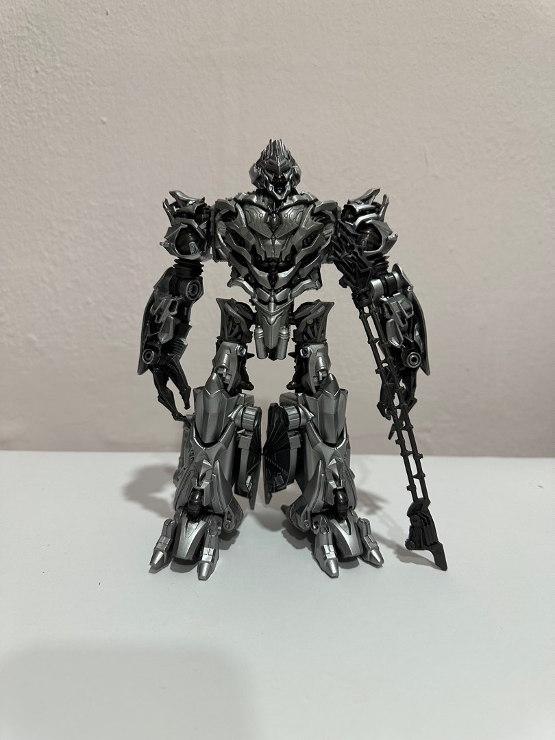studio series TF1 megatron transformers, Hobbies & Toys, Toys & Games ...