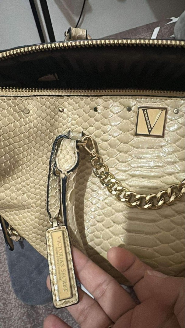 Victoria Secret snake akin sactchel, Luxury, Bags & Wallets on Carousell