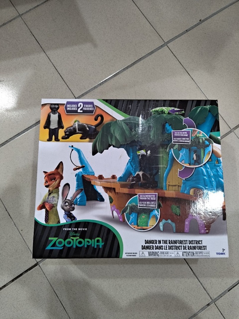 Zootopia Disney 'Danger In The Rainforest District' Playset, Hobbies ...