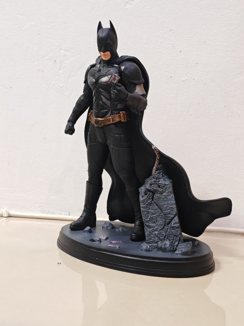 Diamond Select Batman Dark Knight, Hobbies & Toys, Toys & Games on ...