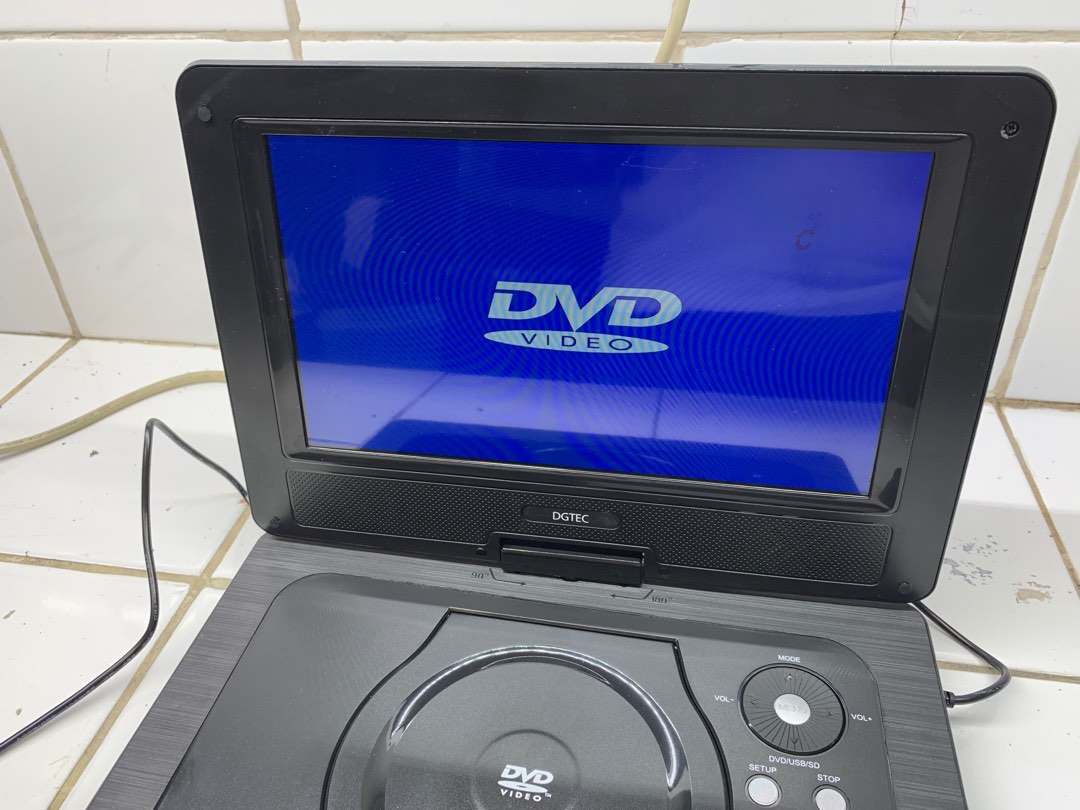 DJTech 10" Portable DVD Player Almost New, Hobbies & Toys, Music ...