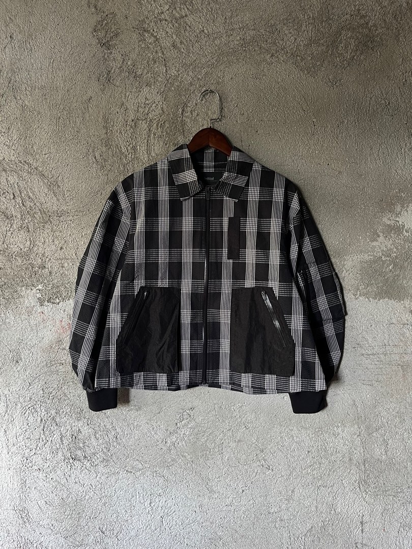 Initial crumpled texture blouson bomber Jacket, Men's Fashion, Coats ...