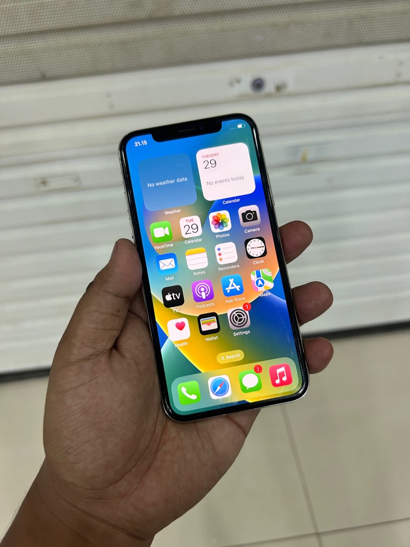 Iphone X 64GB ex resmi ibox fulset no hf mines belakang retak sesuai ...