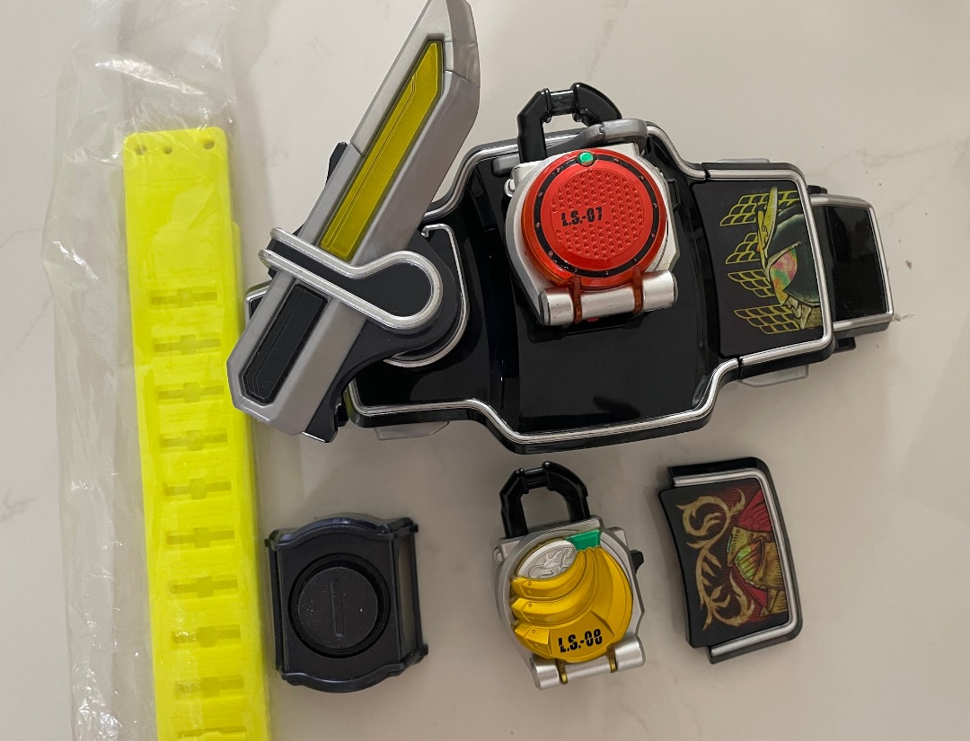 Kamen Rider Gaim DX Sengoku Driver Set Masked, Hobbies & Toys, Toys ...