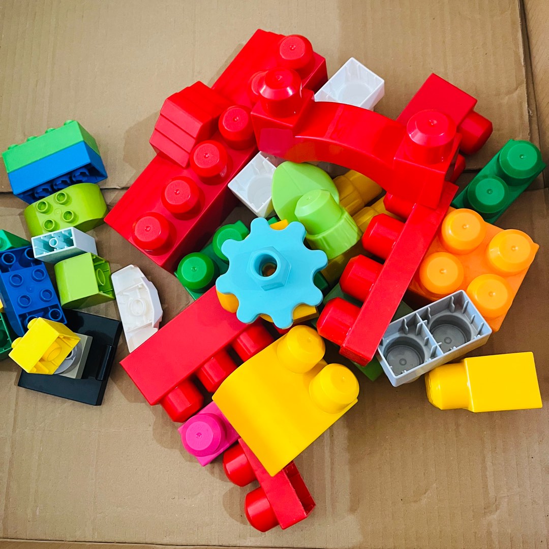 Megablocks 20pcs, Hobbies & Toys, Toys & Games on Carousell