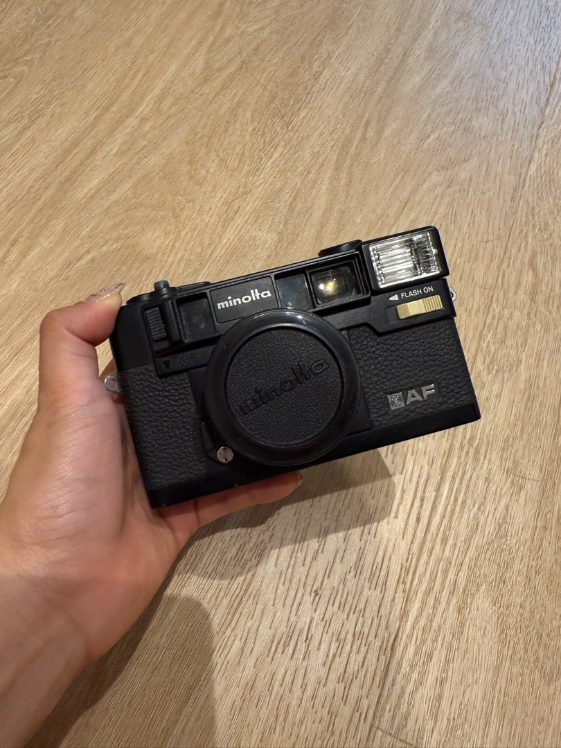 minolta hi matic af, Photography, Cameras on Carousell