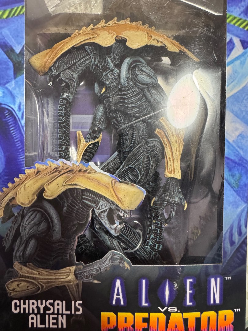 Neca Alien vs Predator: Chrysalis Aliens, 興趣及遊戲, 玩具 & 遊戲類 - Carousell