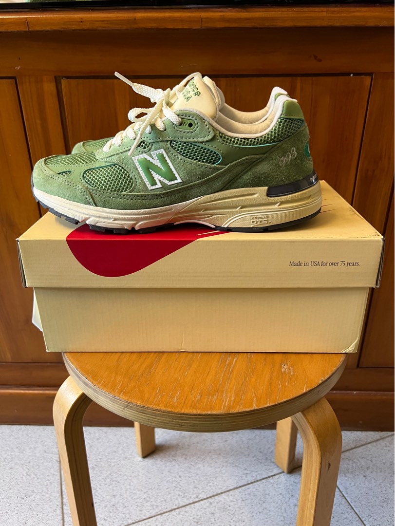 New Balance 993 Chive MiUSA, Fesyen Pria, Sepatu , Sneakers di Carousell
