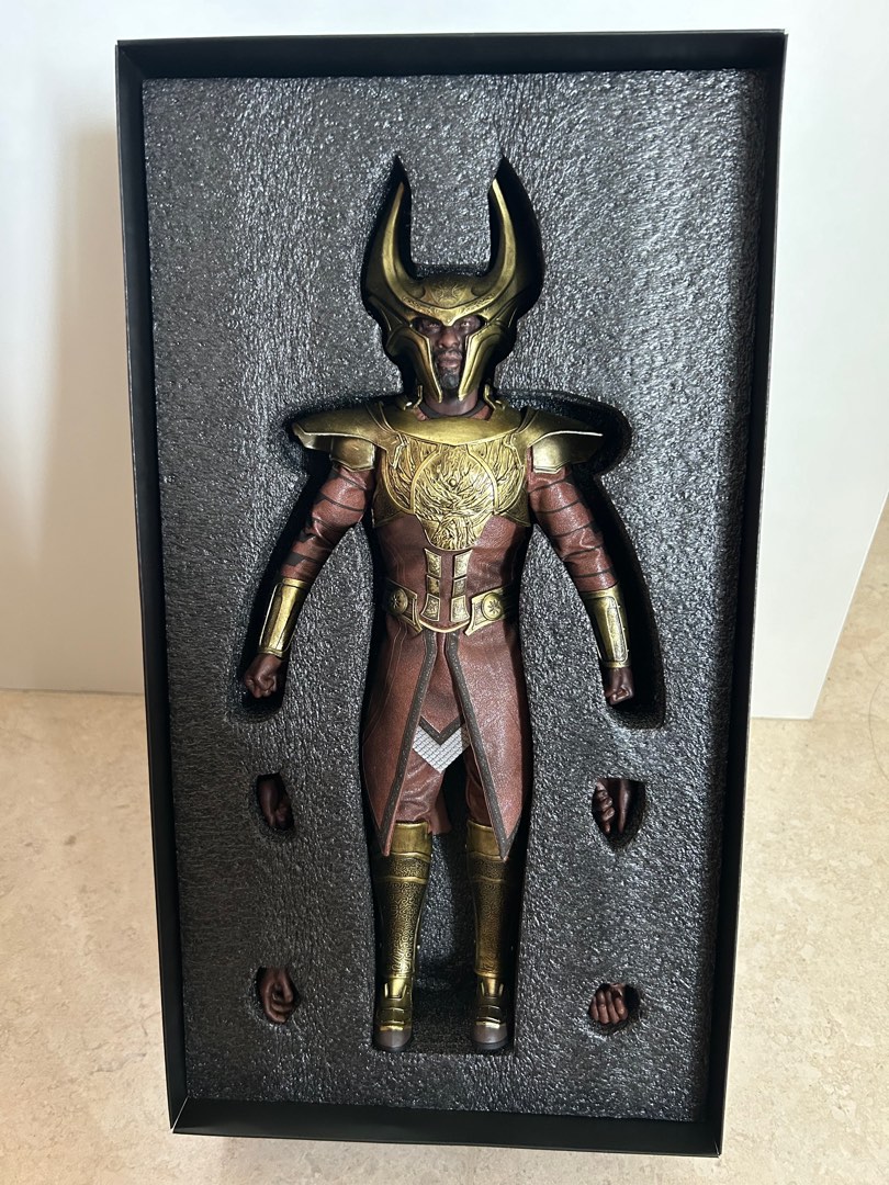 Not Hot Toys Heimdall Toys era, Hobbies & Toys, Toys & Games on Carousell