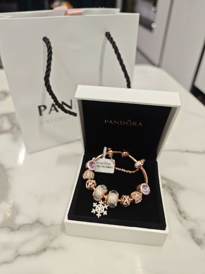 Pandora Gift box set., Women's Fashion, Jewelry & Organisers, Bracelets ...