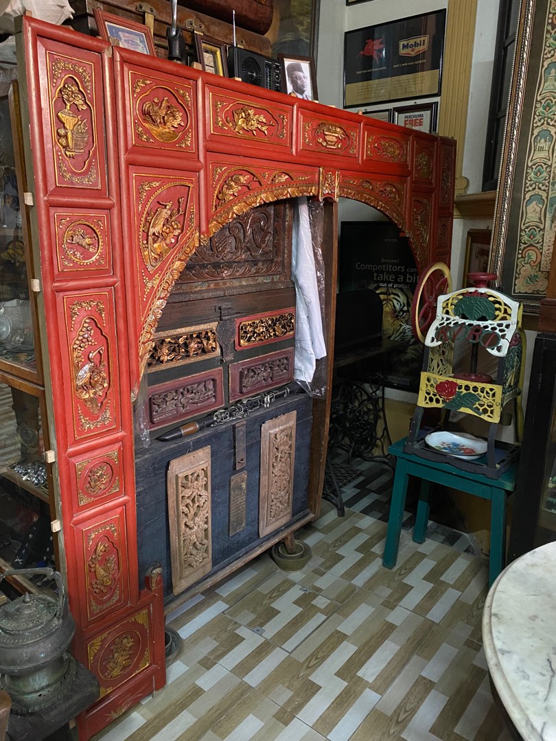 Panel Kayu Ukiran Baba Nyonya Antik, Hobbies & Toys, Collectibles ...