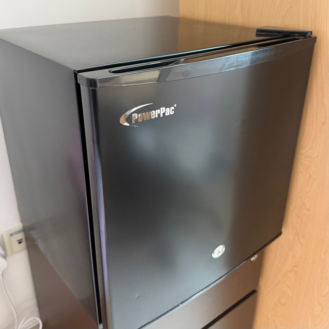 PowerPac Mini Bar Fridge in Black, TV & Home Appliances, Kitchen ...