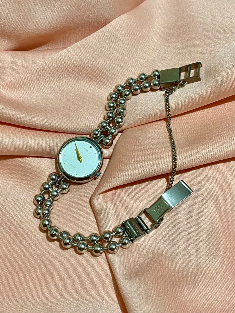Rare Vintage Casio Bubble Petite Ladies Silver Case Bracelet Watch ...