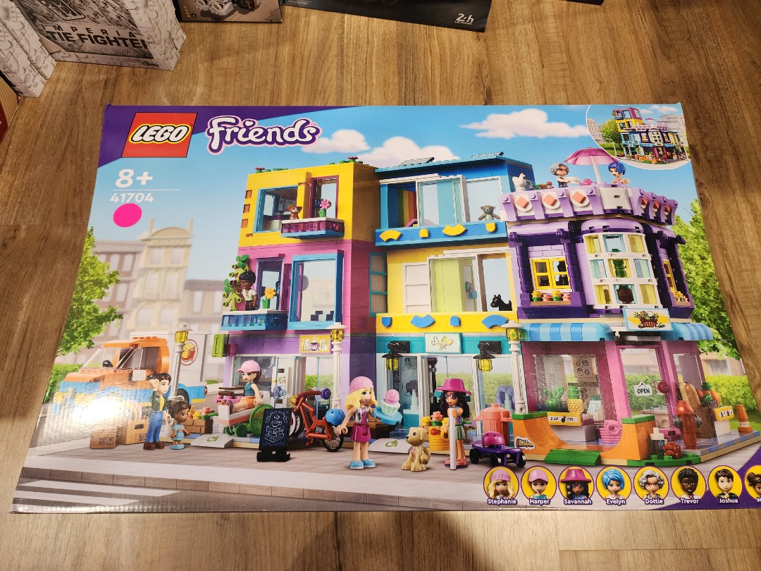 (RETIRED) LEGO 41704 Friends Heartlake City Main Street Building ...
