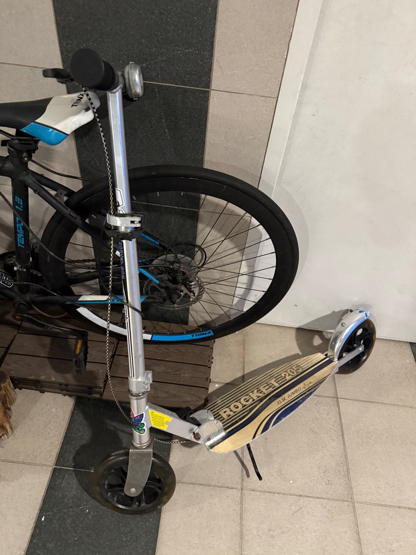 Rocket 205 scooter, Sports Equipment, Sports & Games, Skates ...