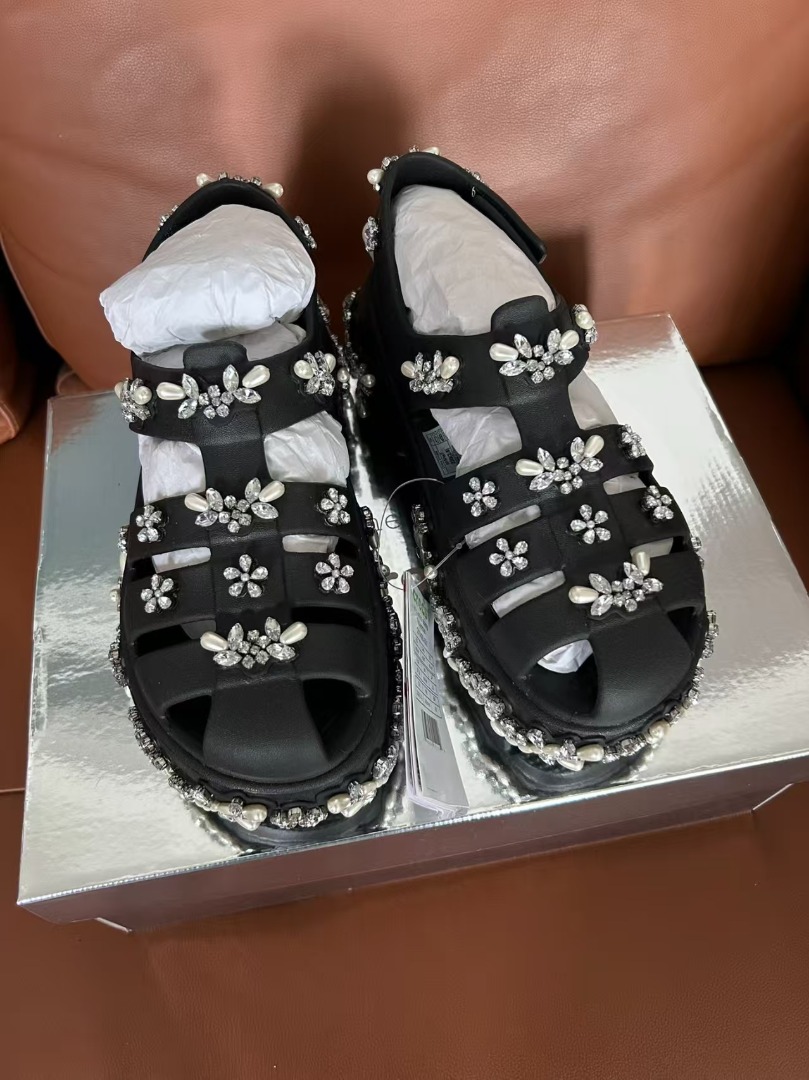 SIMONE ROCHAxCrocs Sandals 5.5cm black, Women's Fashion, Footwear ...