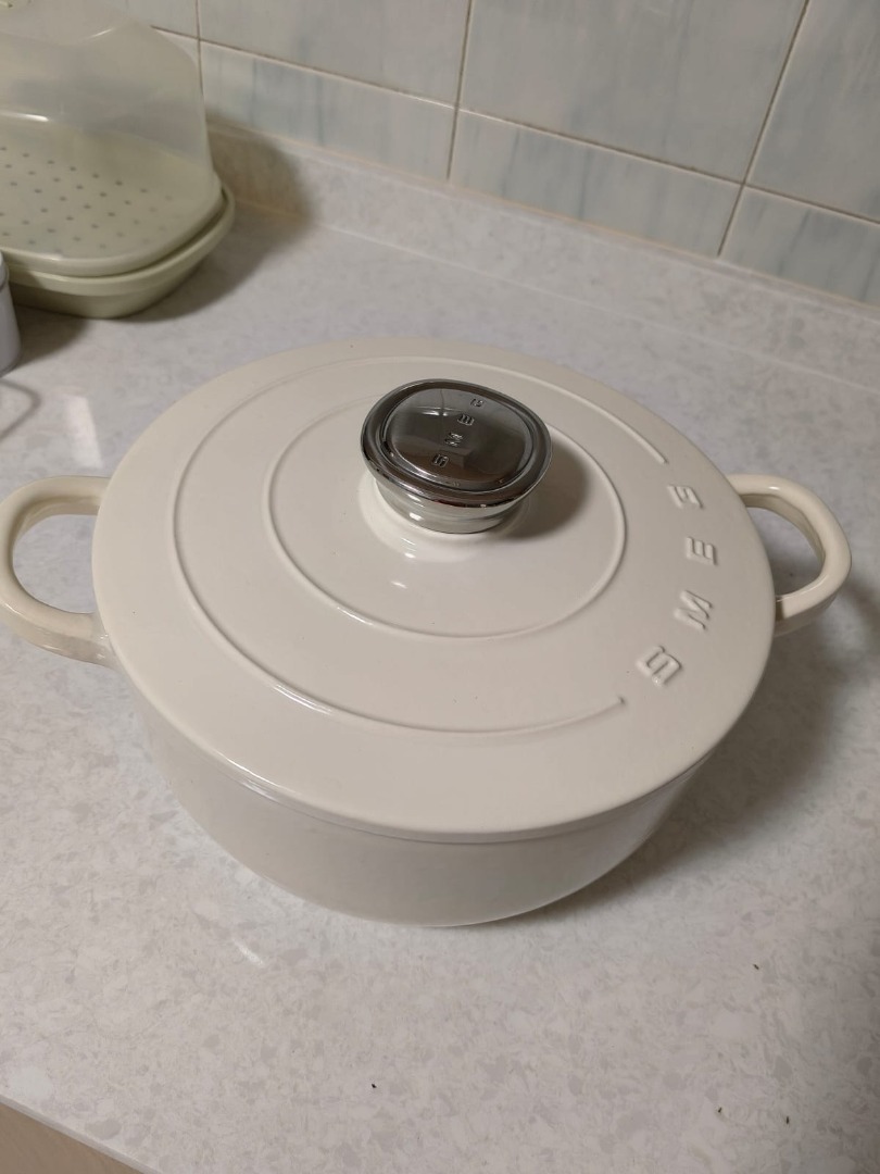 SMEG cast iron pot, Furniture & Home Living, Kitchenware & Tableware ...