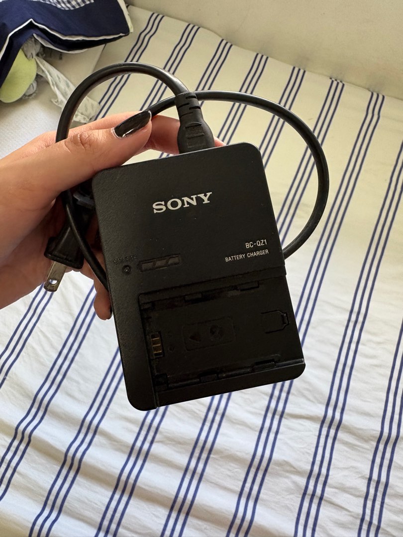 Sony Camera Battery Charger, Mobile Phones & Gadgets, Other Gadgets on ...