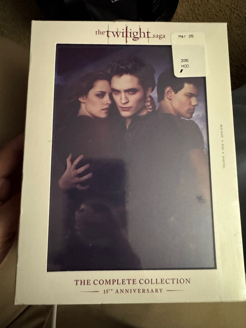 Twilight Saga Complete Collection (5 sets DVD), Hobbies & Toys, Music ...