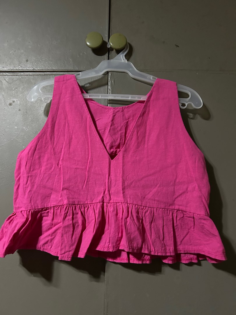 Two way Peplum plain top, Women's Fashion, Tops, Sleeveless on Carousell