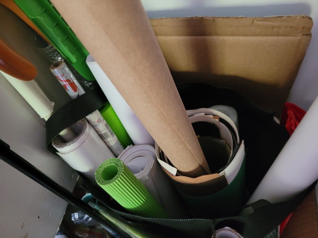 A2 roll of large white paper, fancy papers assorted Art & Crafts ...