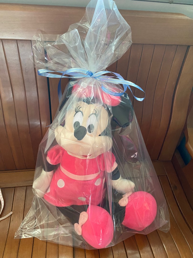 Minnie mouse soft toy (69 cm ), Hobbies & Toys, Toys & Games on Carousell