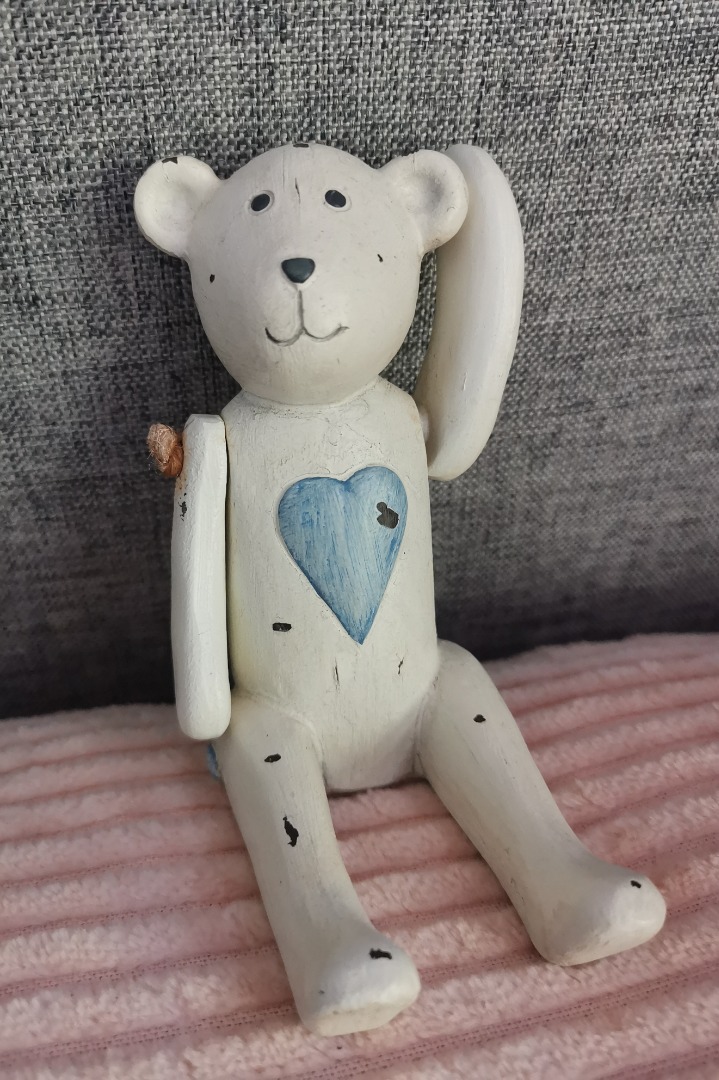 Seated Doggy (With Heart), Hobbies & Toys, Memorabilia & Collectibles ...