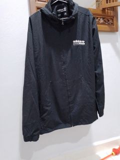 Adidas bunga, Men's Fashion, Activewear on Carousell