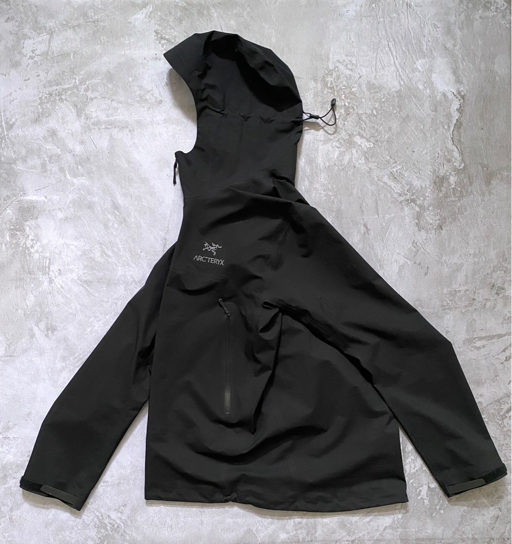 ARCTERYX BETA BASIC, Fesyen Pria, Pakaian , Atasan di Carousell