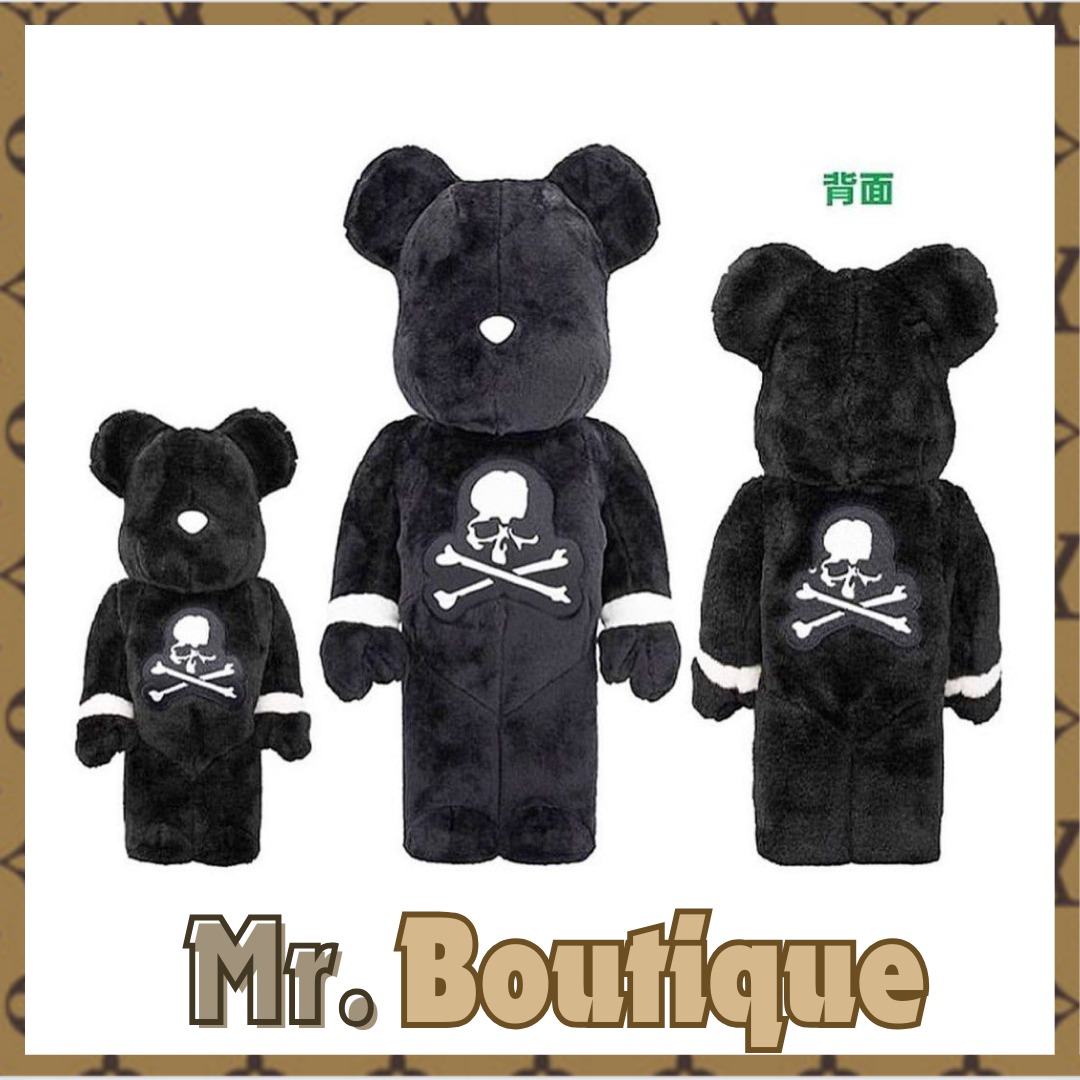 BE@RBRICK Mastermind Costume 400% 1000% Bearbrick, Hobbies & Toys, Toys ...