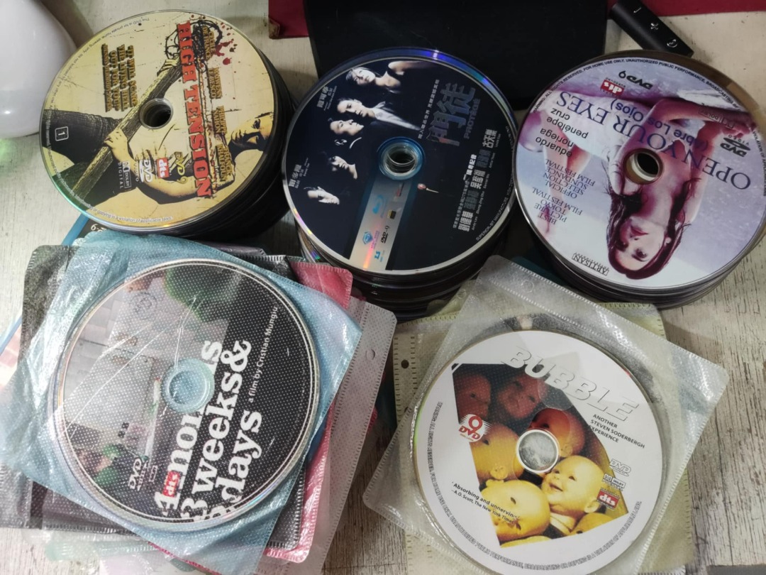 Bootleg DVD - Many International / Independent Titles, Hobbies & Toys ...