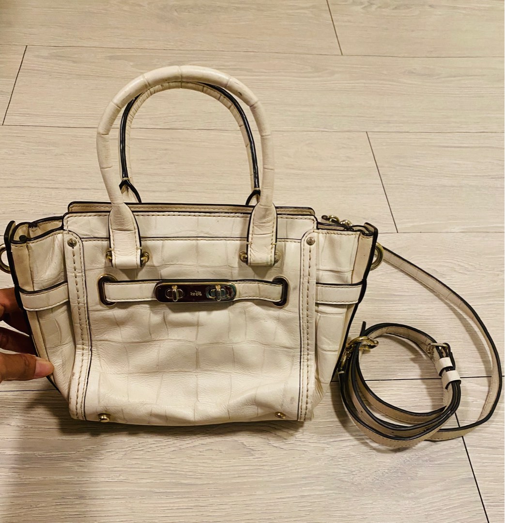 Coach Swagger Mini Made in Vietnam, Women's Fashion, Bags & Wallets ...