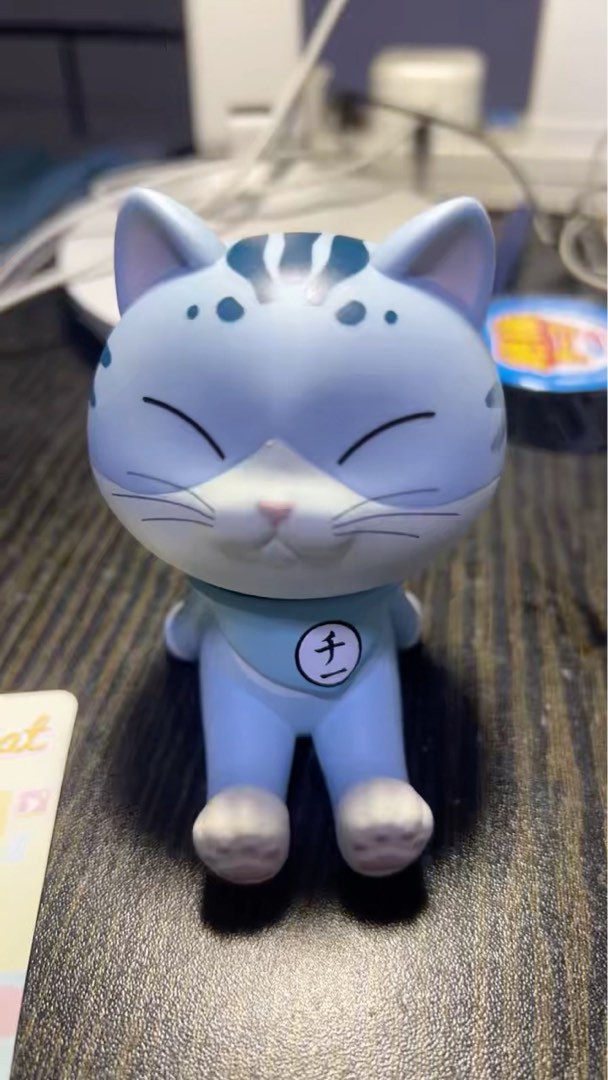 CHOCOTEDDY X TATA CAT SERIES Tata Cat mobile holder, Hobbies & Toys ...