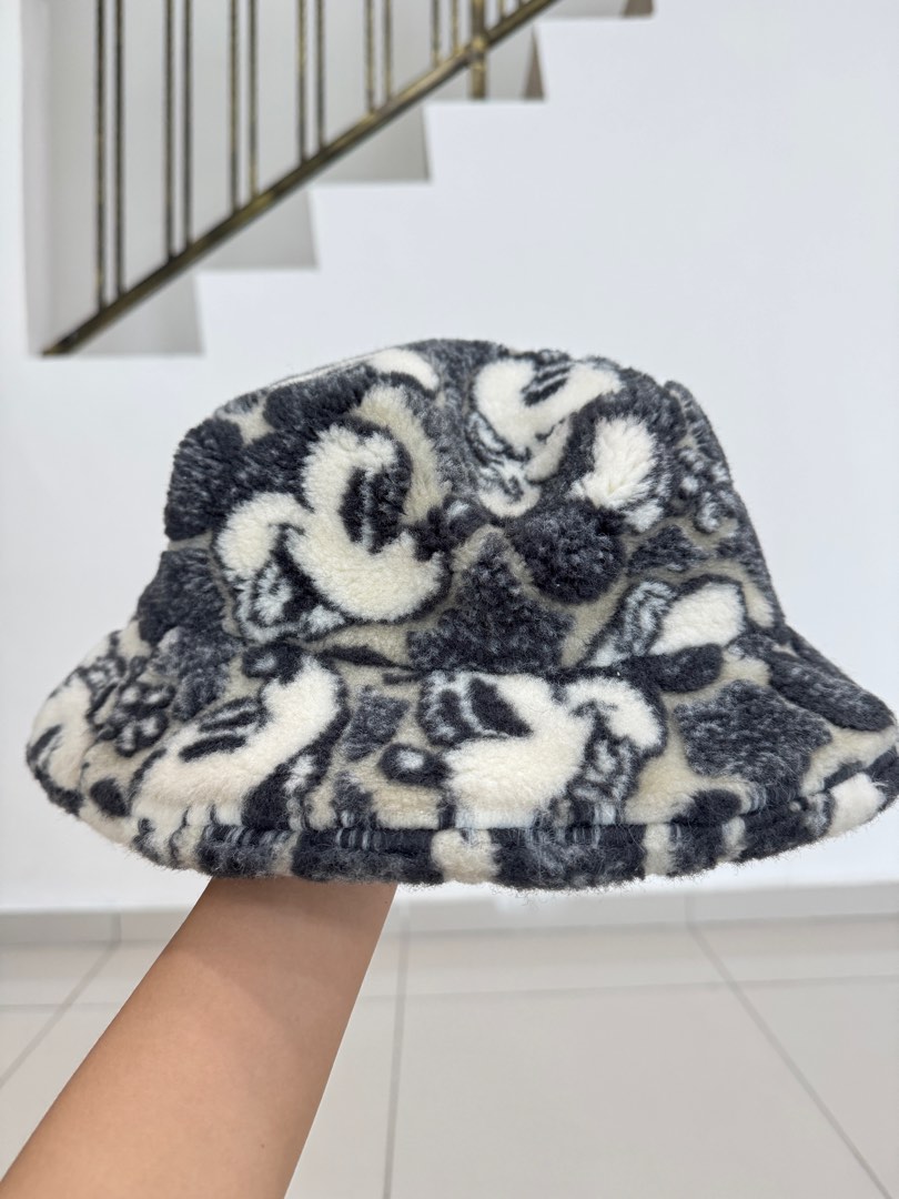 DISNEY MICKEY MOUSE PLUSH BUCKET HAT FUZZY FLUFFY VINTAGE, Women's ...