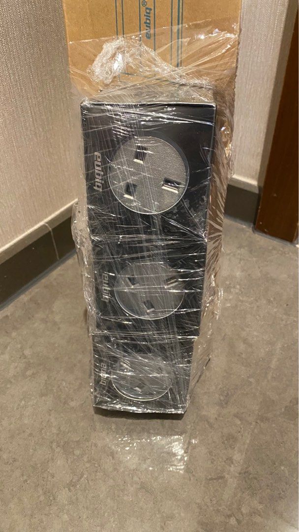 Eubiq SH2 1000mm 明裝軌道 (銀色)套裝, 家庭電器, 轉插器及插頭 - Carousell