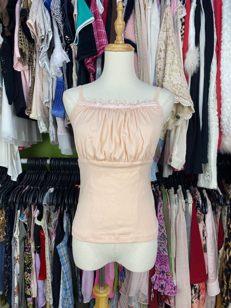 Garlvin Light Peach Top, Women's Fashion, Tops, Sleeveless on Carousell