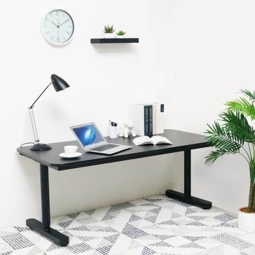 Informa Osmo Adjustable Desk, Perabotan Rumah di Carousell