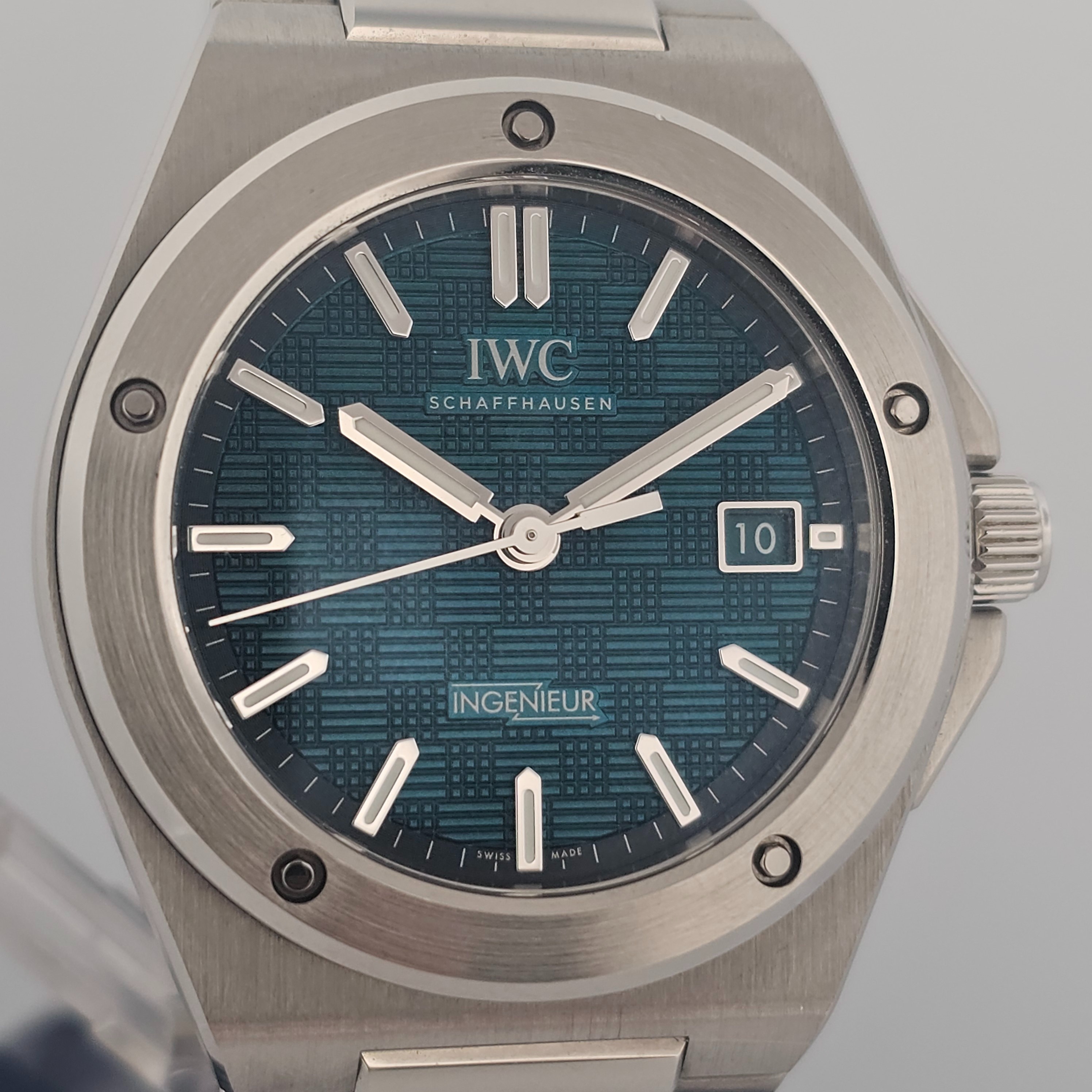 IWC Ingenieur 40 Aqua Dial IW328903, Luxury, Watches on Carousell