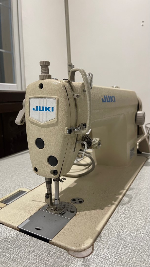 Juki Industrial Sewing Machine, Commercial & Industrial, Industrial ...