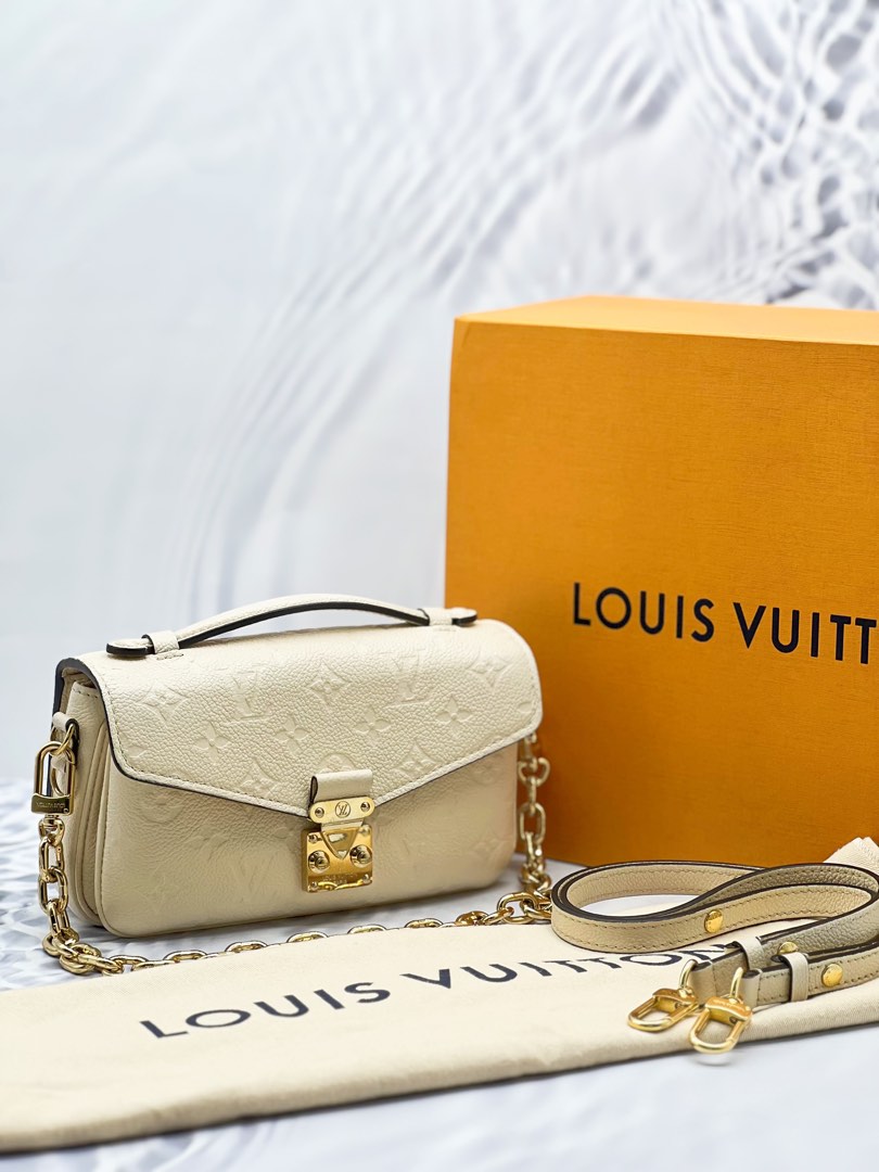 (LIKE NEW) 2024 MICROCHIP LOUIS VUITTON POCHETTE METIS EAST WEST CHAIN ...