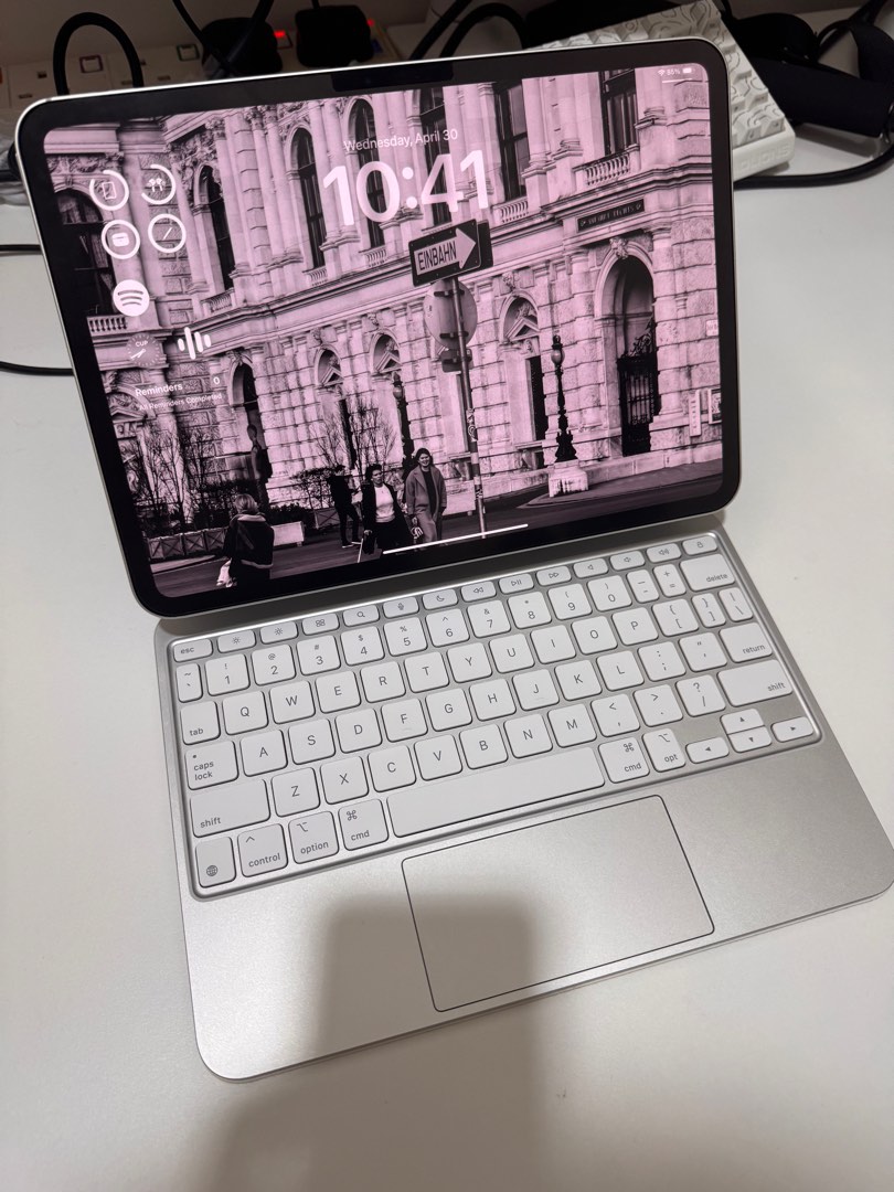 M4 IPad Magic Keyboard 11 inch, Computers & Tech, Parts & Accessories ...