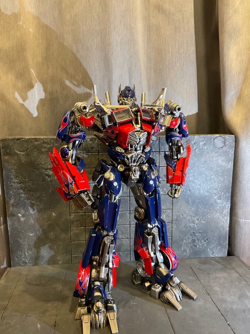 MC003F Transformers Optimus Prime not dlx with custom kit custom paint ...