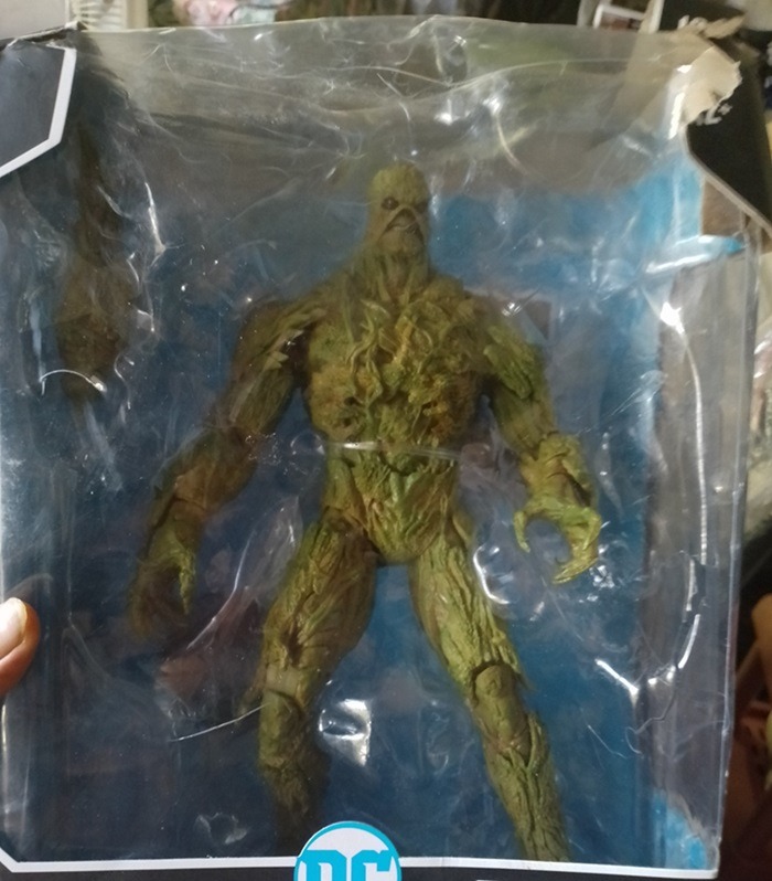 McFarlane DC Multiverse - Swamp Thing Mega Figure MIB, Hobbies & Toys ...