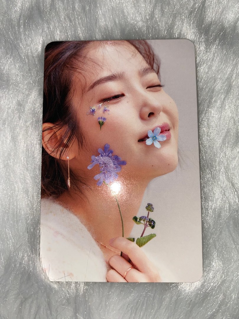 Official IU Photocard IU The Present Photocard #2, Hobbies & Toys, Memorabilia & Collectibles, K ...