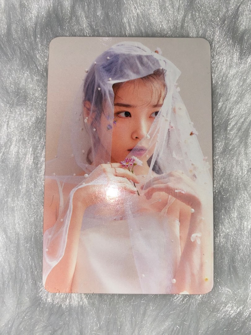 Official IU Photocard IU The Present Photocard #3, Hobbies & Toys, Memorabilia & Collectibles, K ...