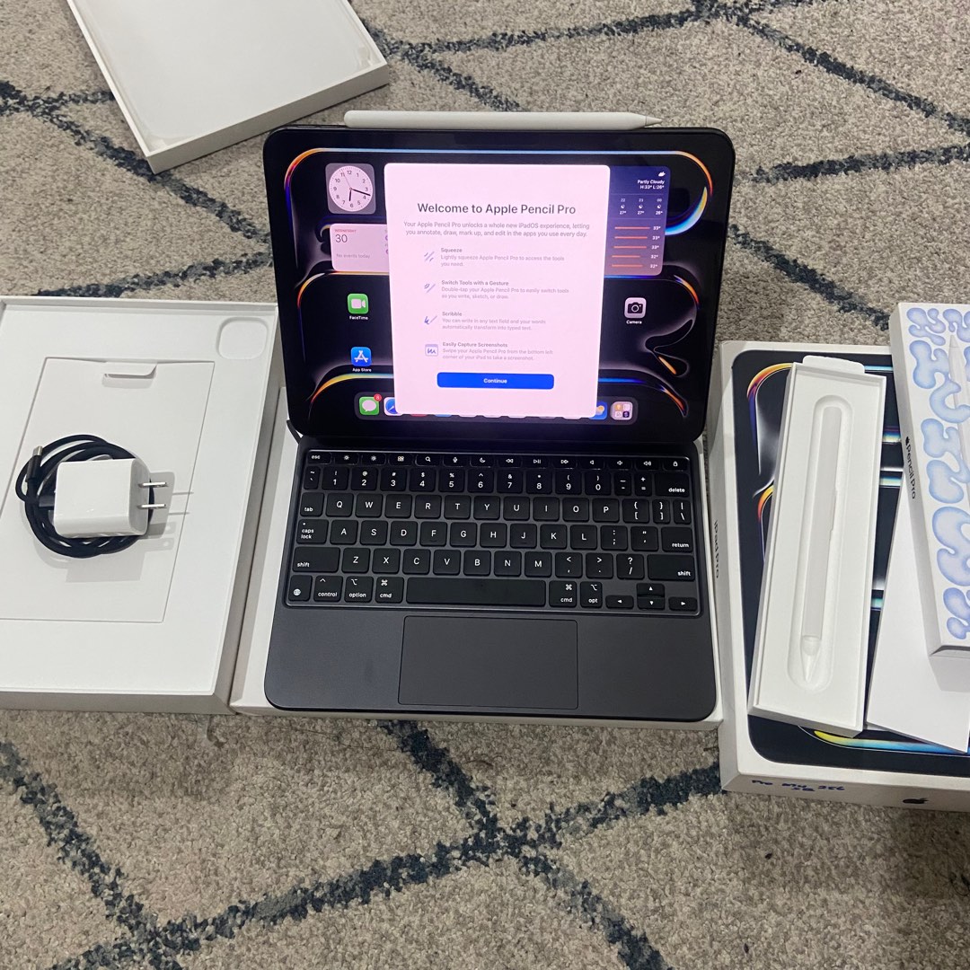 paket lengkap M4 magic keyboard apple pencil ipad pro M4 space black ...