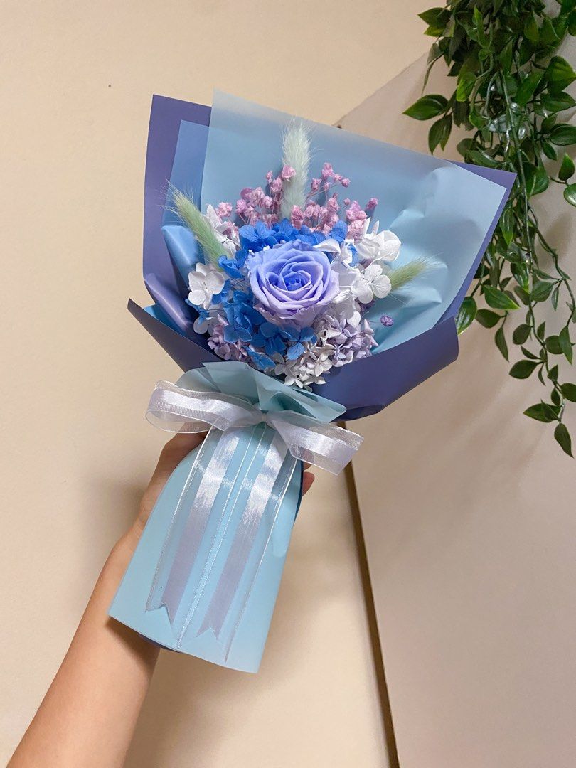 Pick up now! Instocks - Single Stalk Blue Purple Ombre, Preserved Rose ...